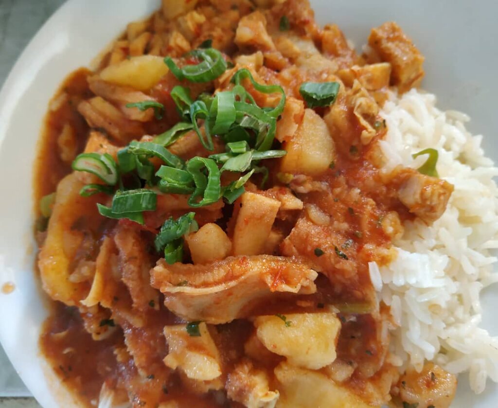 Receta de jugoso plato típico de los valles Kjaras - Recetas de Bolivia