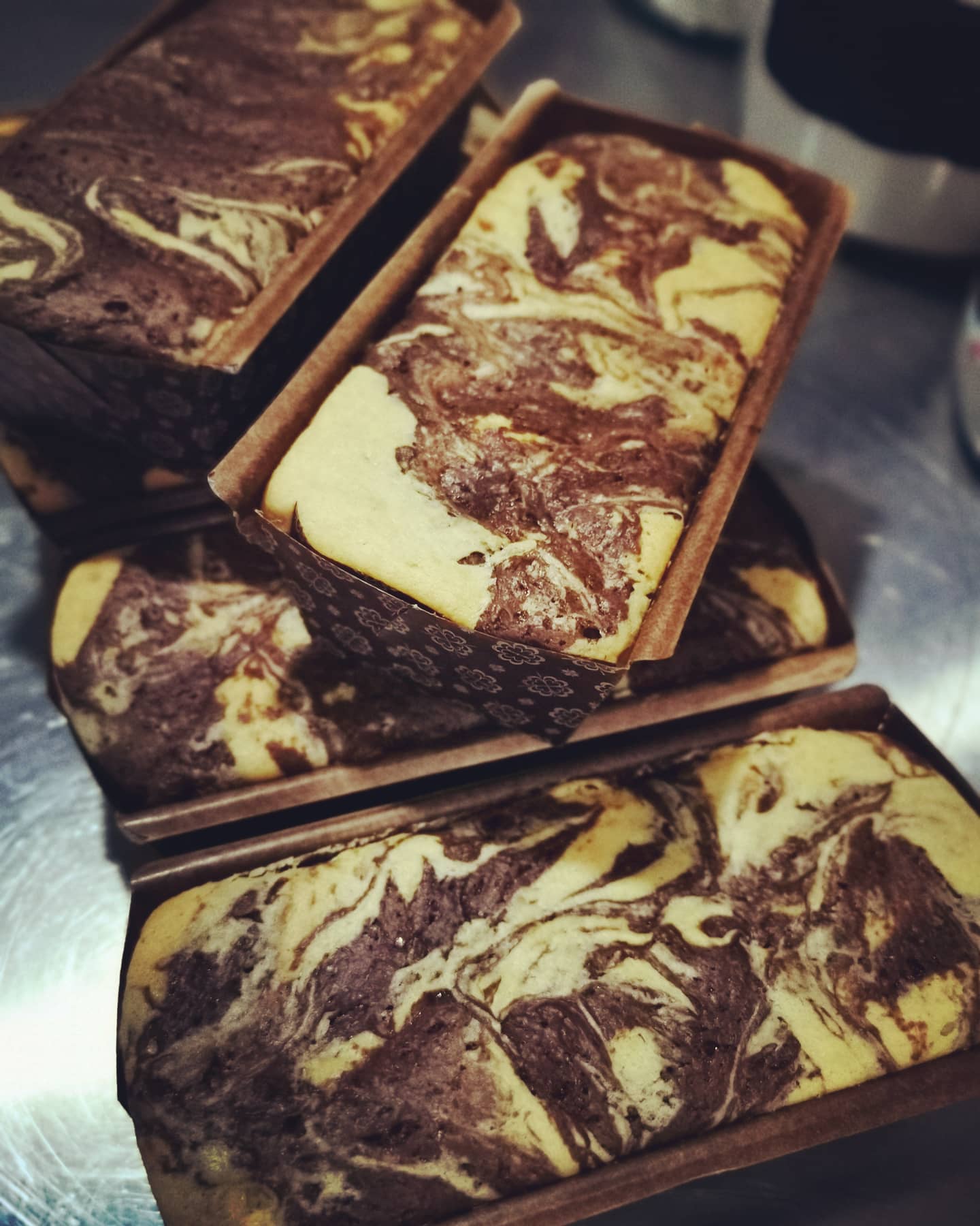 Receta de esponjoso postre tradicional boliviano Queque Marmoleado